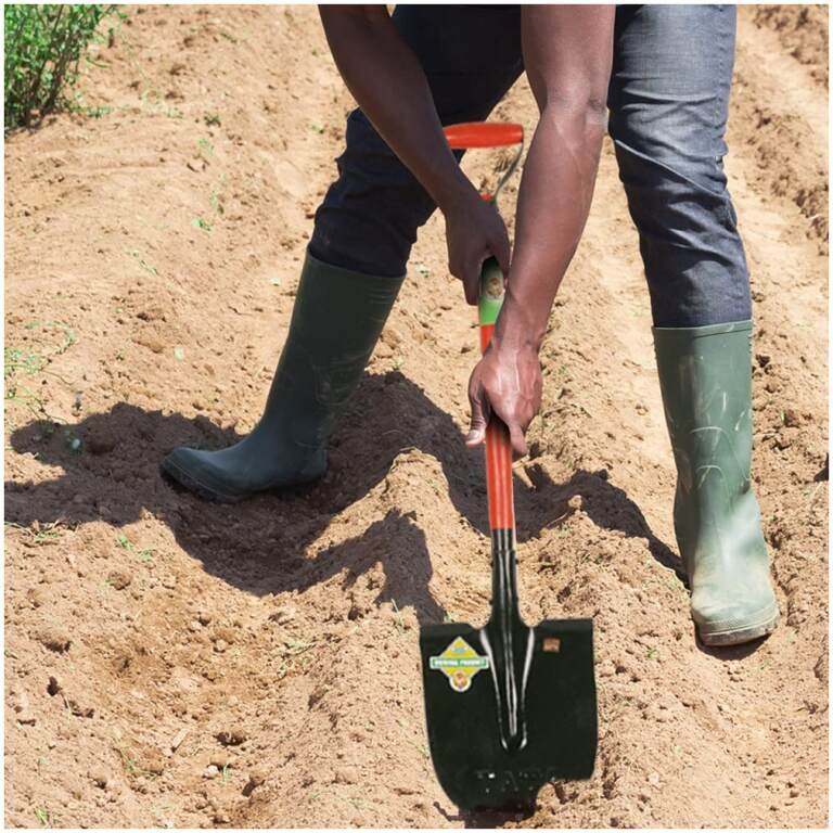 Tata Agrico Round Shovel Wooden Handle (Belcha)